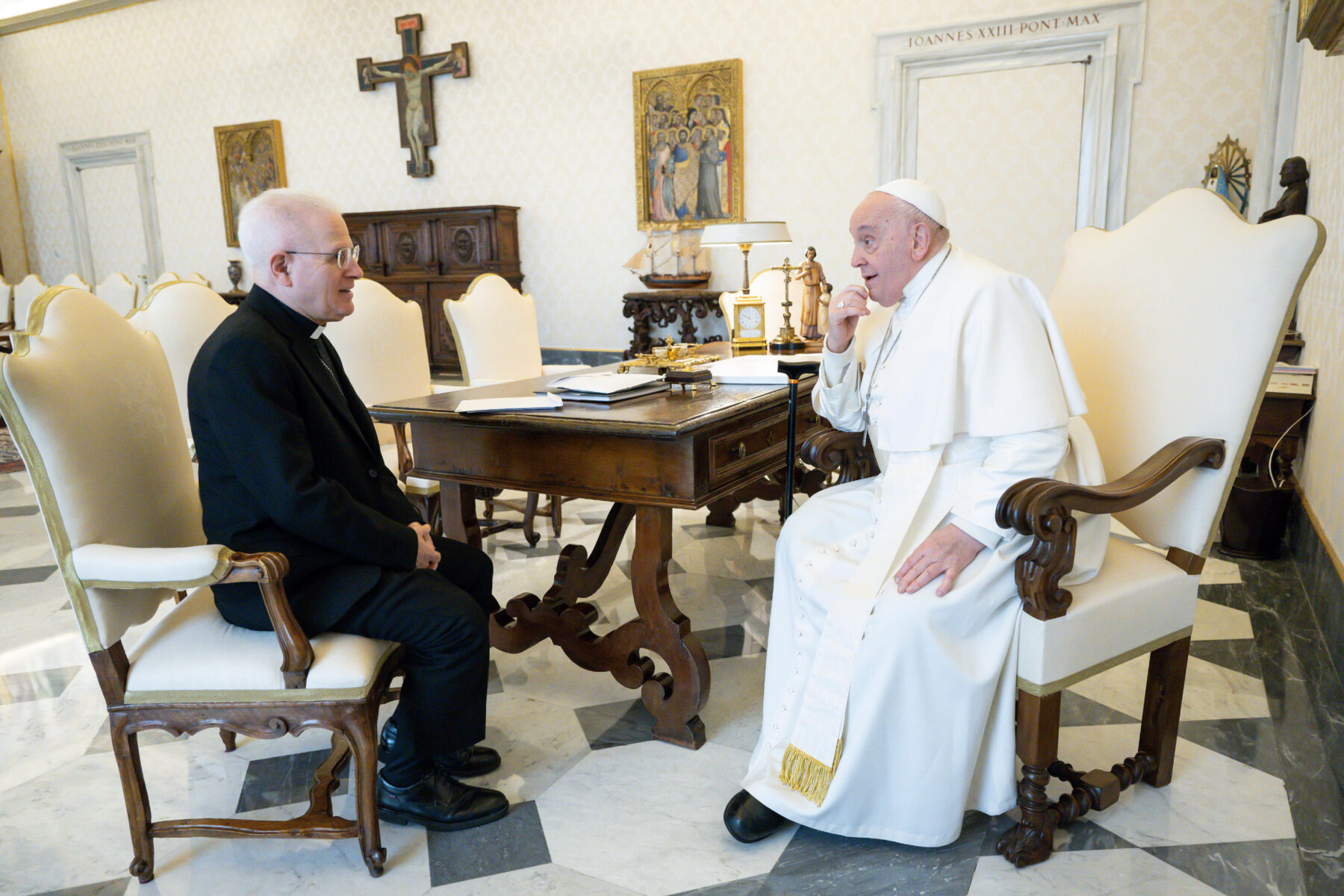 Il vescovo Mariano Crociata in udienza da Papa Francesco – Diocesi di ...